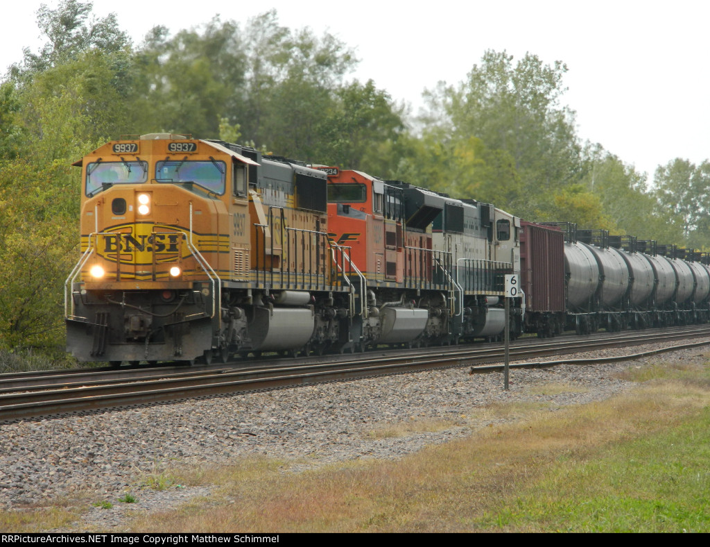 All EMD BNSF Oil Can